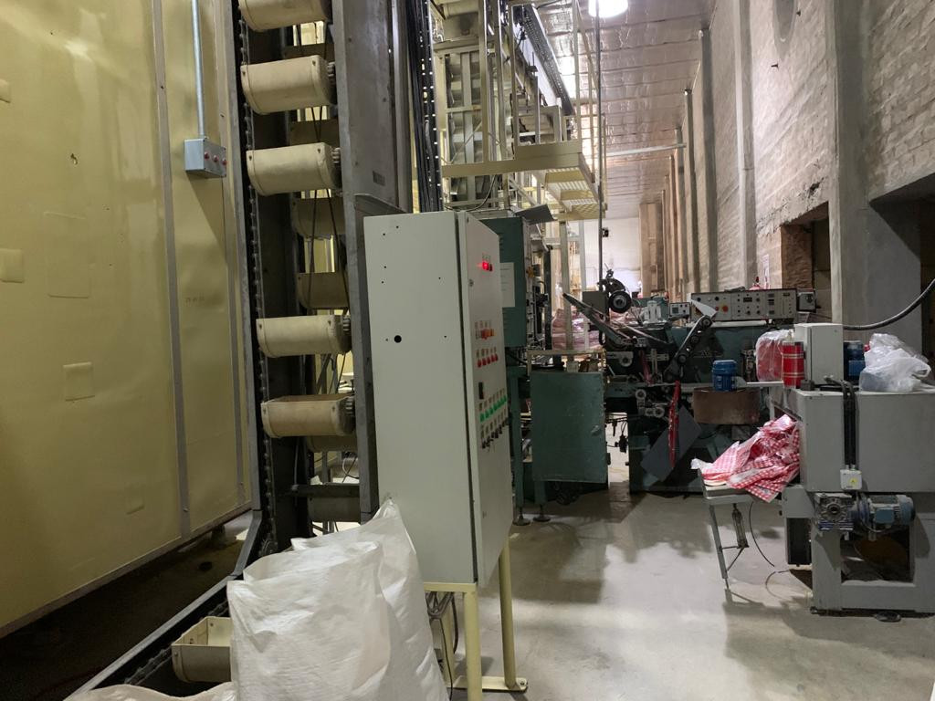 Comercio Exterior: COMPLEJO FABRIL EN SANTA LUCIA - Adrián Mercado